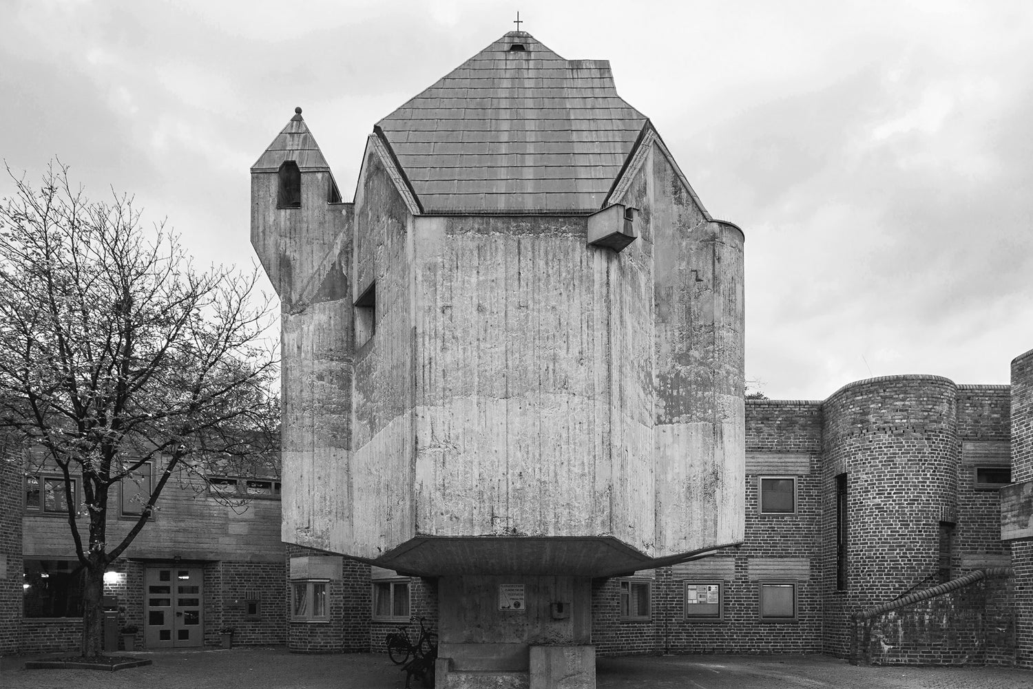Brutalist Building of the Month: St. Hildegardis Chapel, Düsseldorf ...